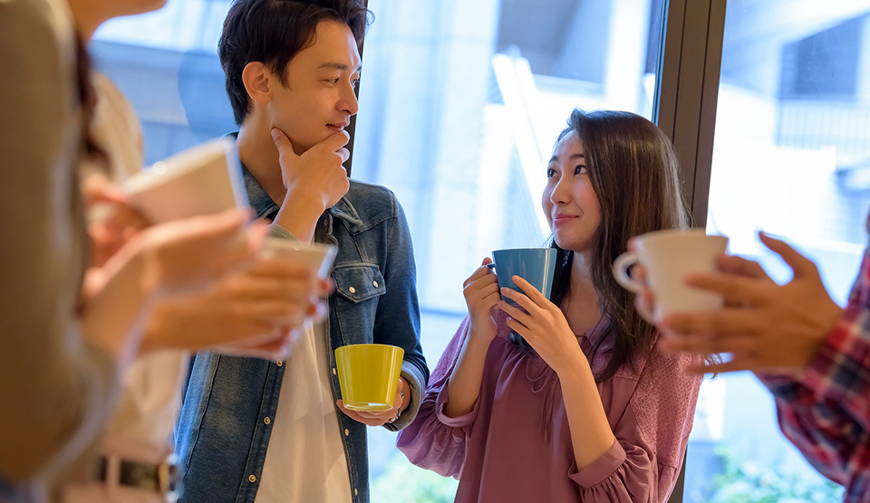 6人用テレキューブ（TELECUBE）| 低価格・短納期で高品質な会議室を実現！ | 株式会社ブイキューブ